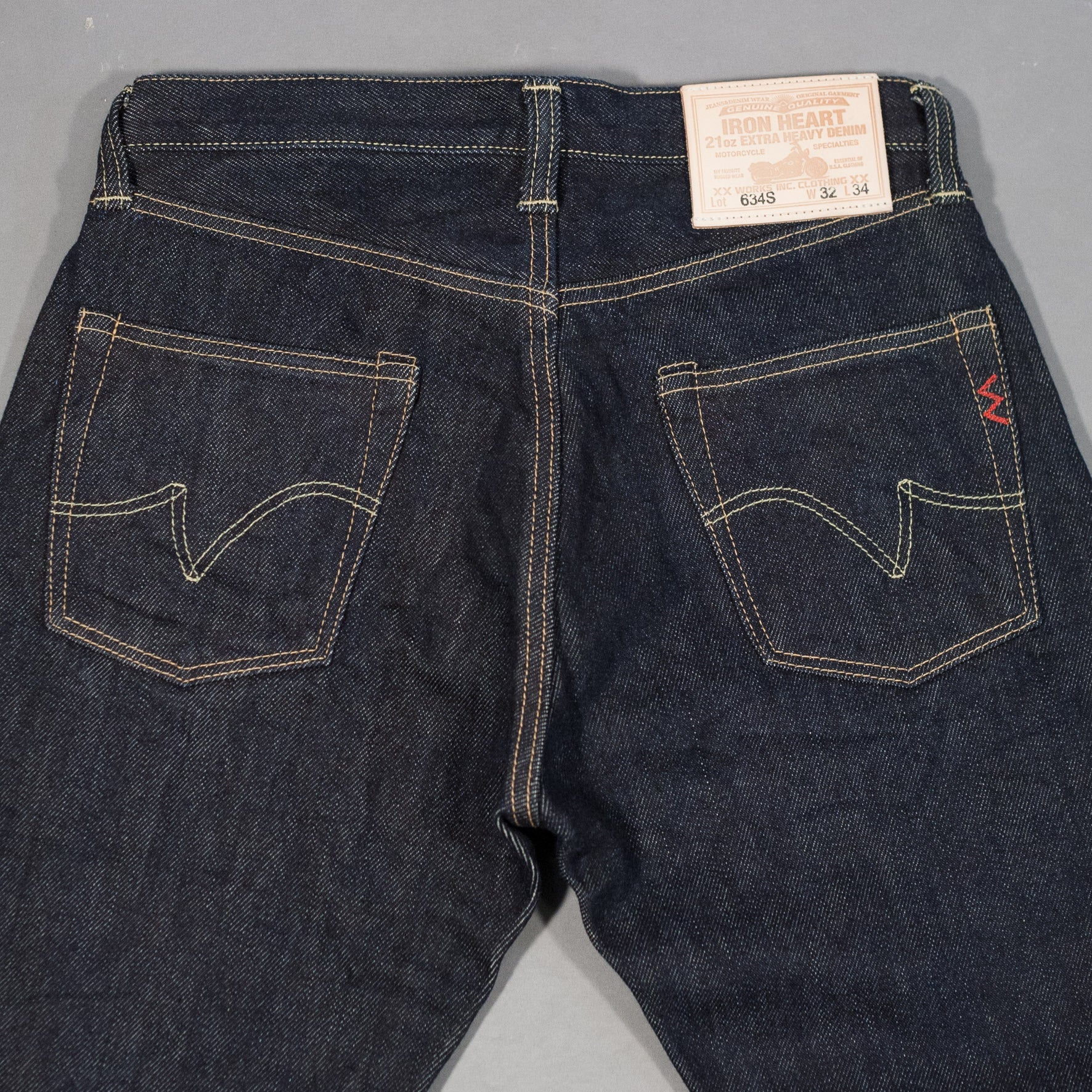Iron Heart IH-634S 21oz Straight Cut Iron Heart IH-634S 21oz Straight Cut